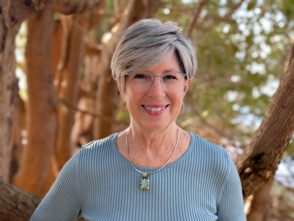 Nancy Popa Named Michigan Lakes and Streams Association’s 2025 Riparian ...