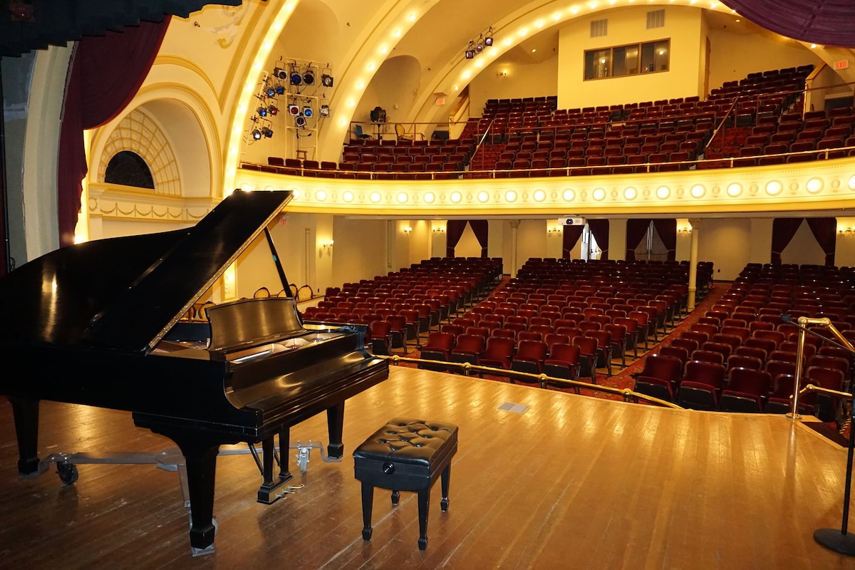 Lions and Pianos at the Opera, Oh My! | Features | Northern Express