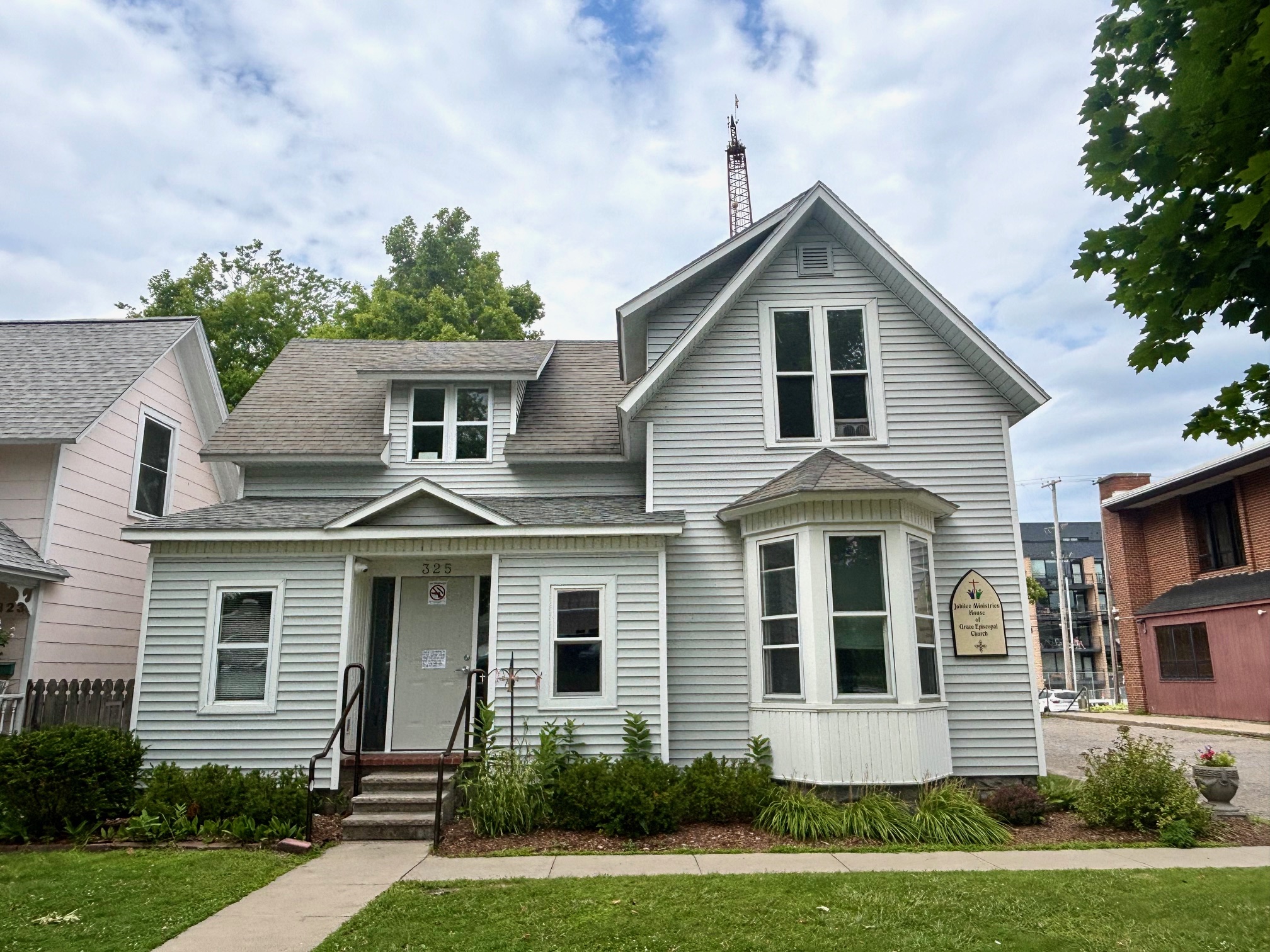 Citing High Demand, Jubilee House Seeks City Support for Day Shelter ...