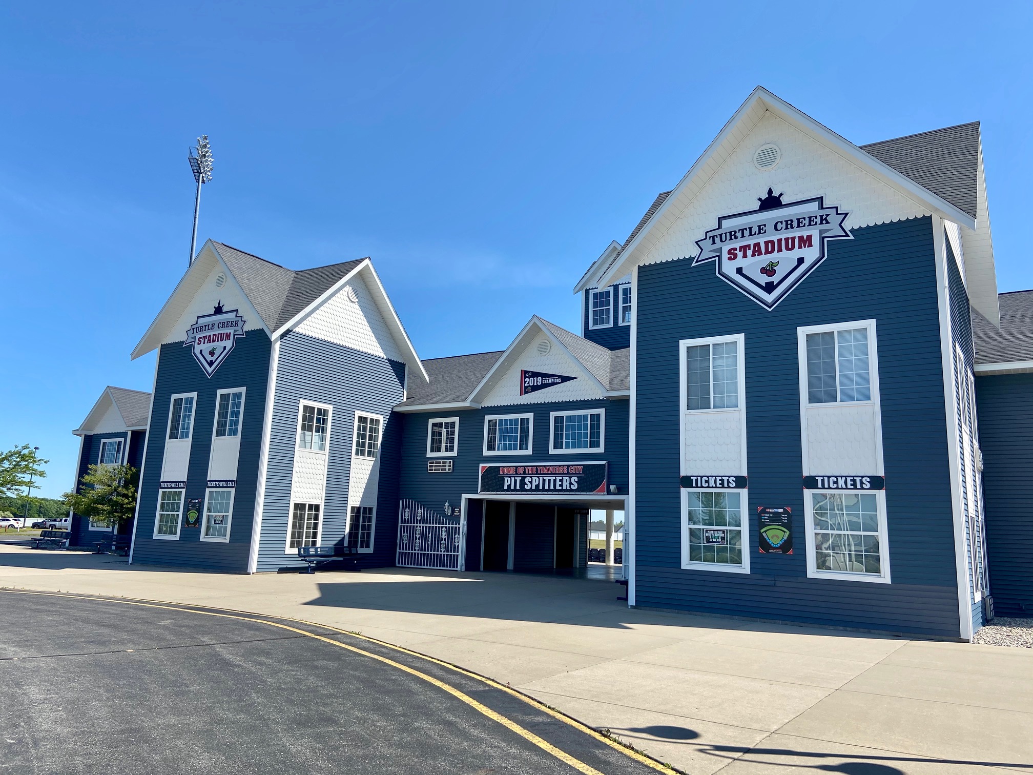 Pit Spitters To Host Outdoor Movie Series | The Ticker