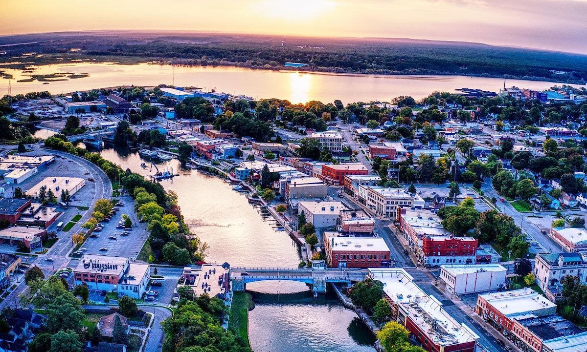 A River Towns Special: Welcome to Manistee, Cheboygan, and Roscommon ...