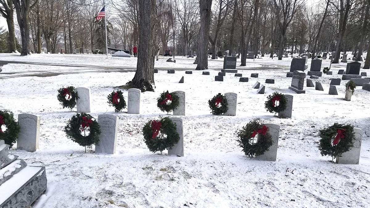 Wreaths Across America | Features | Northern Express